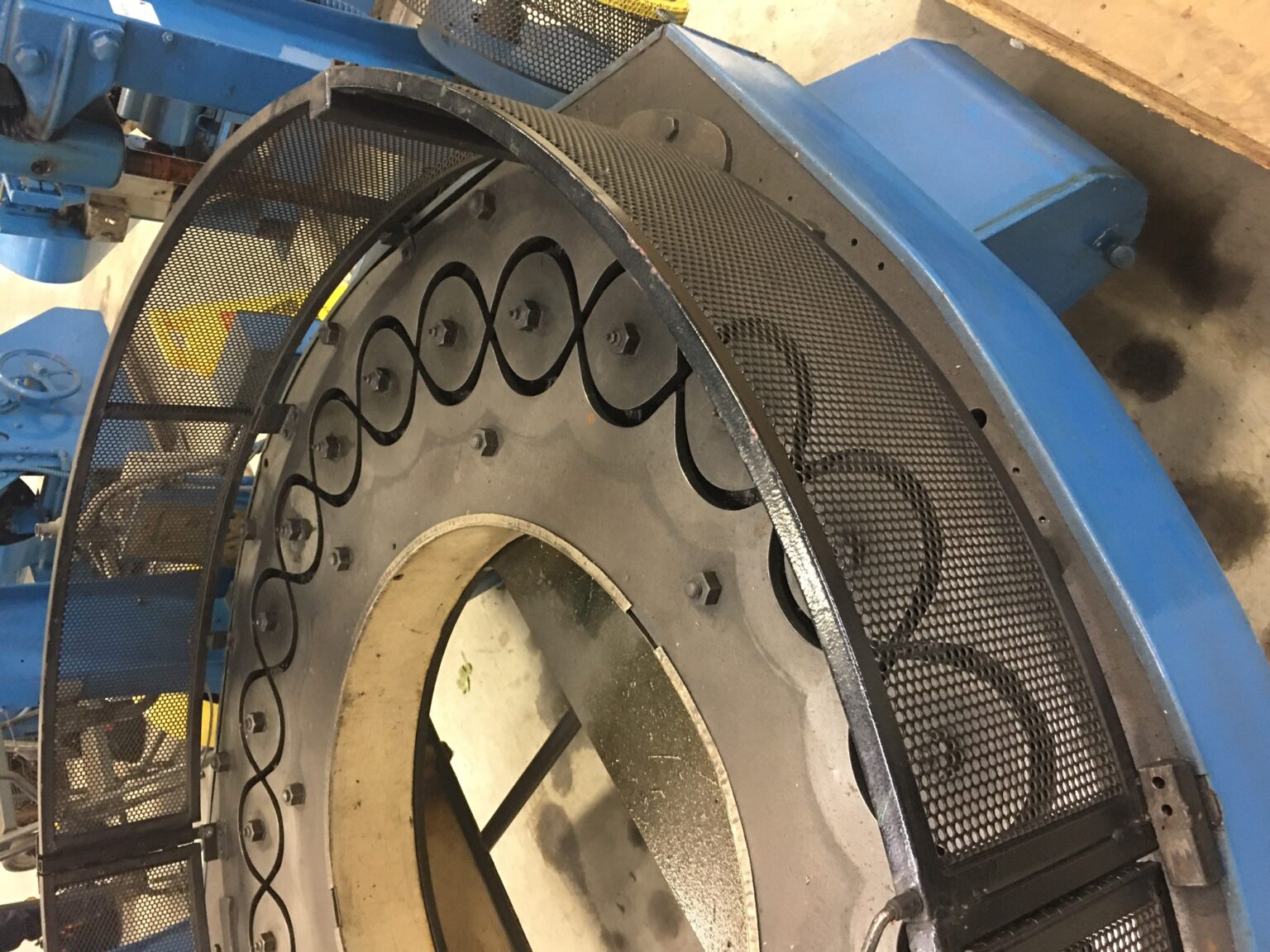 48 Carrier TMW Cable Braider – Gladding Braiding Equipment